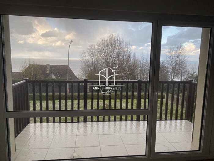 Appartement à louer - Benerville-sur-Mer - 2 pièces - 1 chambre