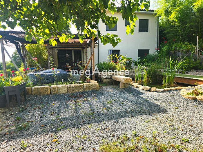 Maison à vendre - Cubzac-les-Ponts - 5 pièces - 4 chambres