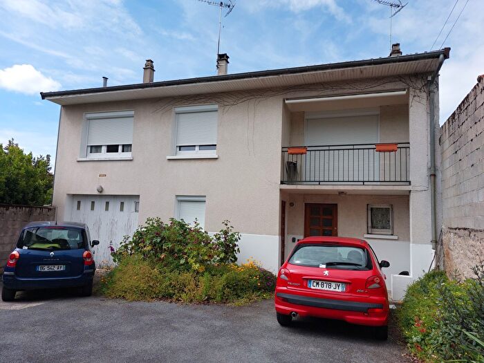 Maison à vendre - Boussac - 5 pièces - 3 chambres