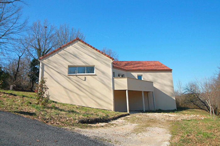 Maison à vendre - Gourdon - 5 pièces - 3 chambres