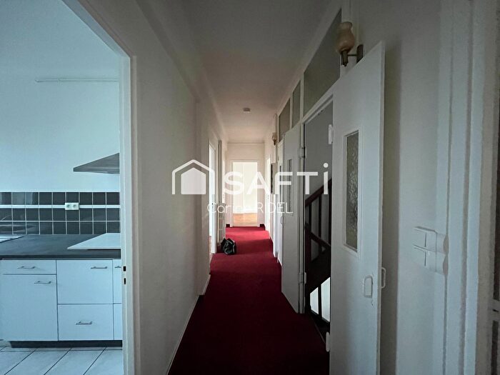 Appartement à vendre - Saint-Lô, Nord - 5 pièces - 4 chambres