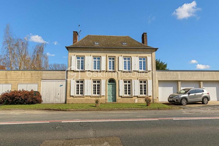 Maison à vendre - Villers-Bocage - 6 pièces - 4 chambres