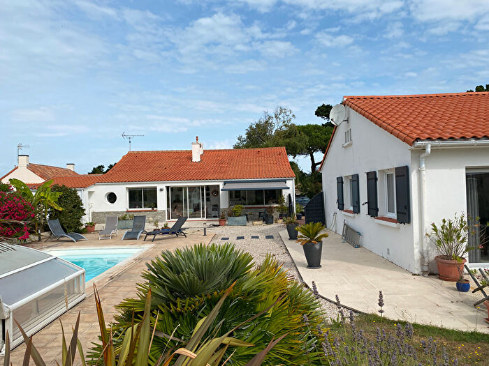 Maison à vendre - Le Fenouiller - 7 pièces - 3 chambres