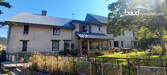 Maison à vendre - Corrençon-en-Vercors - 15 pièces - 9 chambres