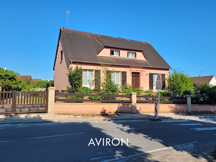 Lèves : Maison 8 pièces à vendre
