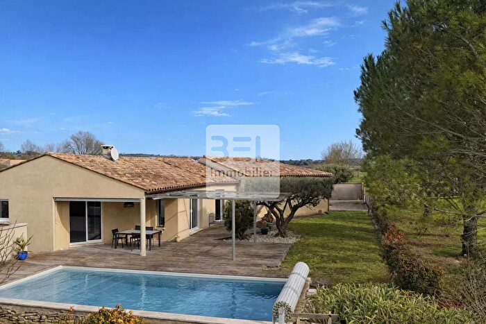 Maison à vendre - Saint-Maximin - 6 pièces - 4 chambres