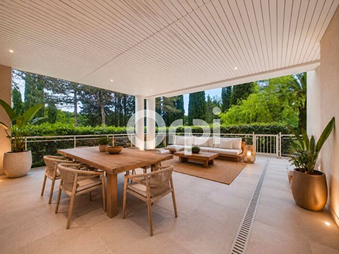 Mandelieu-la-Napoule, La Napoule : Appartement 5 pièces à vendre