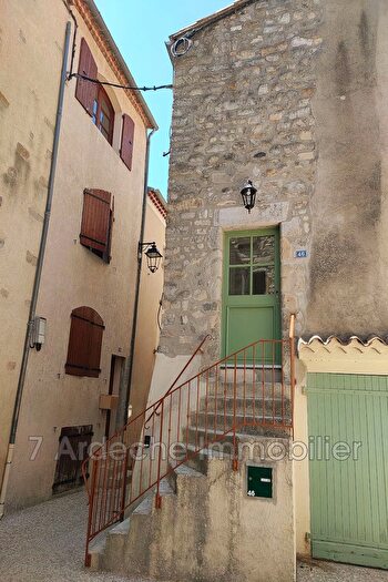 Villeneuve-de-Berg - Appartement 2 pièces à louer
