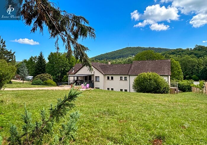 Maison 12 pièces à vendre à La Bussière-sur-Ouche