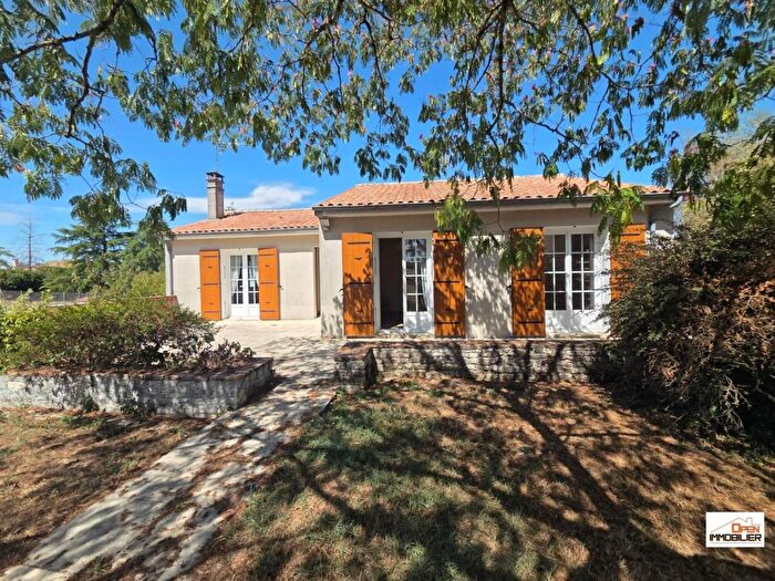 Hiersac : Maison 5 pièces à vendre
