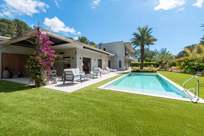 Maison 5 pièces à vendre à Mougins