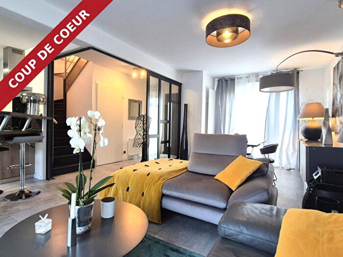 Maison à vendre - Vert-Saint-Denis - 4 pièces - 3 chambres