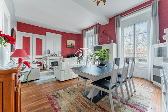 Appartement à vendre - Lyon er , Ouest des Pentes - 5 pièces - 3 chambres