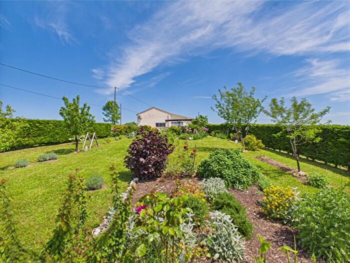 Maison à vendre - Monflanquin - 4 pièces - 2 chambres