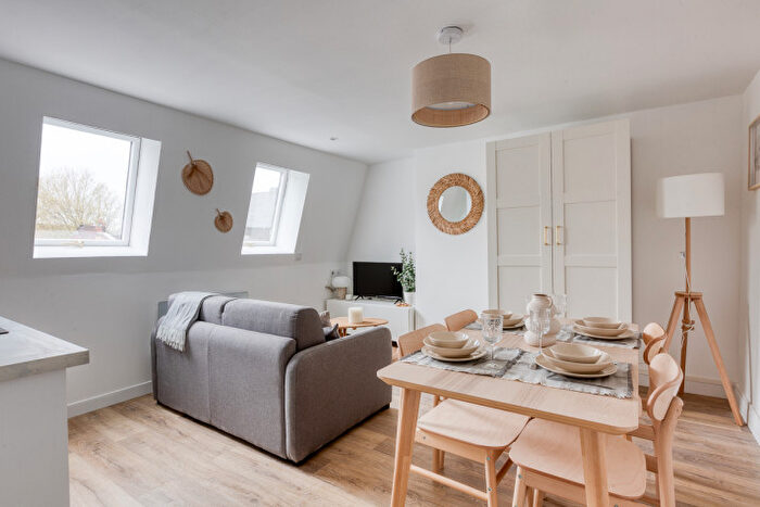 Appartement à louer - Lille, Centre-ville, Euralille - 1 pièce