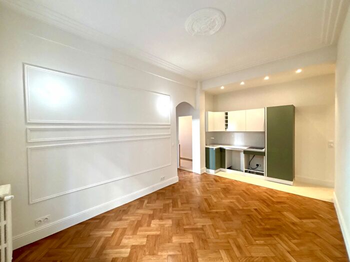 Appartement à vendre - Nice, Libération - 3 pièces - 2 chambres