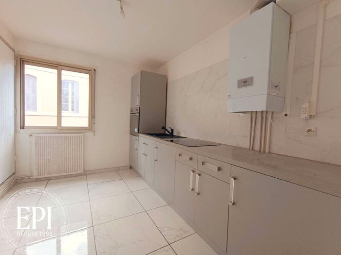 Carcassonne : Appartement 4 pièces à louer