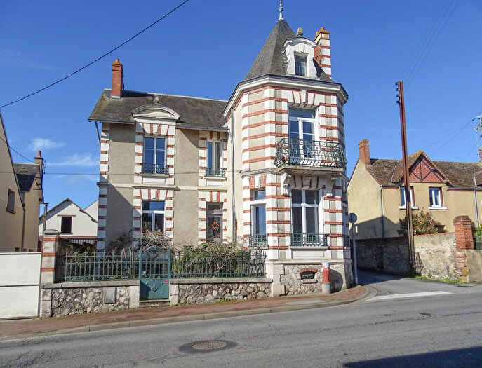 Villefranche-sur-Cher : Maison 5 pièces à vendre