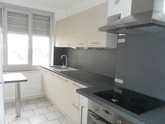 Appartement à louer - Valenciennes - 4 pièces - 3 chambres