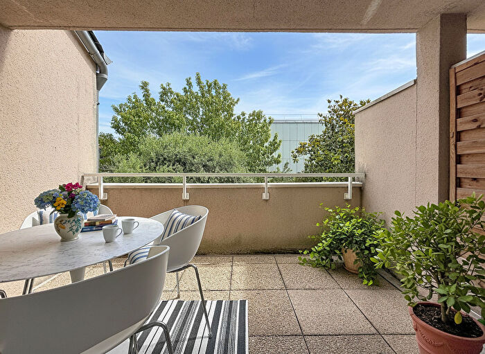 Appartement 4 pièces à Nanterre, Vieux Pont, à vendre