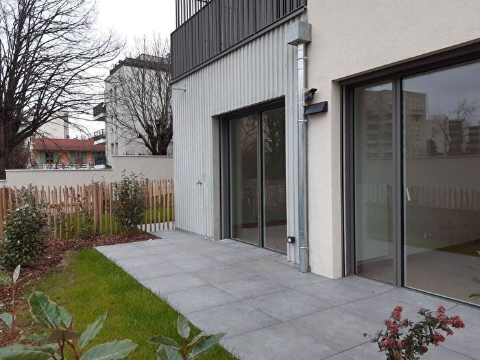 Appartement à louer - Le Grand Trou, Lyon ème arrondissement - 2 pièces - 1 chambre