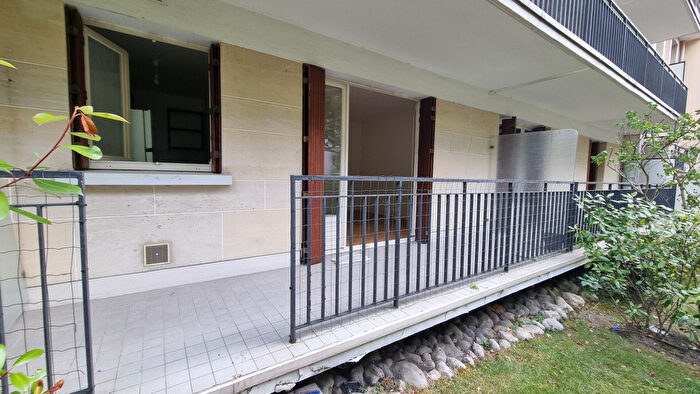 Le Raincy, Gare : Appartement 1 pièce à vendre