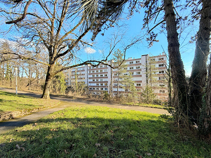 Appartement à vendre - Lyon e , La Duchère - 3 pièces - 2 chambres
