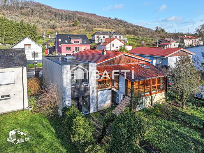 Maison à vendre - Klang - 7 pièces - 5 chambres