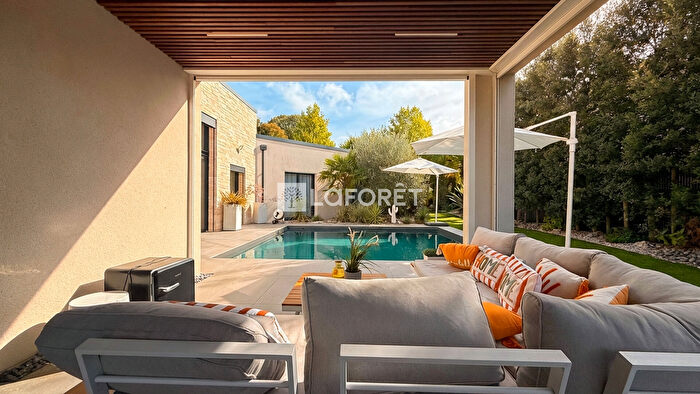 Maison à vendre - Saint-Cyr-sur-Loire, La Ménardière - 9 pièces - 6 chambres