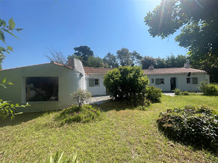 Maison à vendre - La Guérinière - 7 pièces - 4 chambres