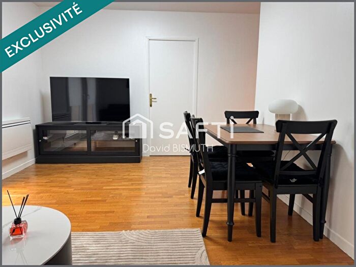 Appartement 1 pièce à Clichy, Centre-ville, à vendre