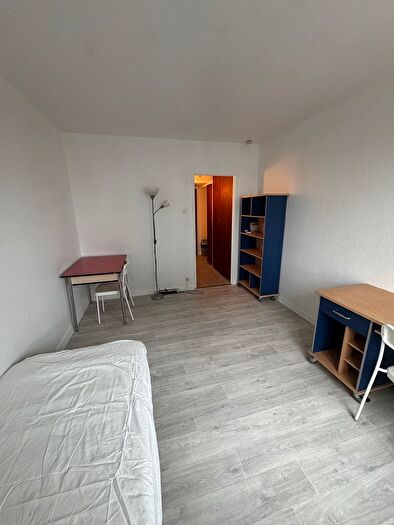 Appartement à louer - Strasbourg, LEsplanade, Citadelle - 1 pièce