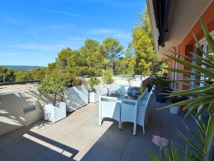 Appartement à vendre - Aix-en-Provence - 4 pièces - 3 chambres