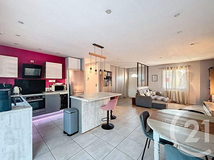 Maison à vendre - Lavaur - 5 pièces - 3 chambres