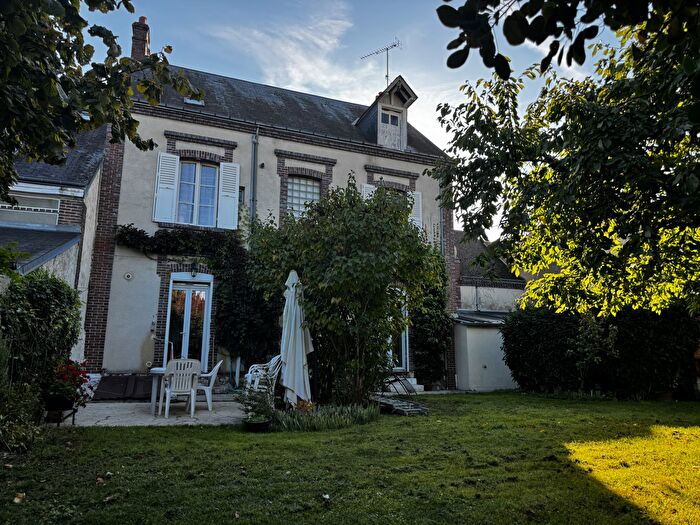 Maison à vendre - Nogent-le-Rotrou - 6 pièces - 4 chambres