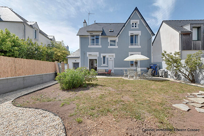 Maison à vendre - Treffiagat - 7 pièces - 5 chambres