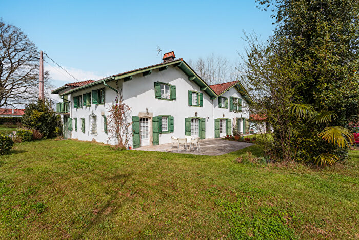 Urt - Maison 14 pièces à vendre