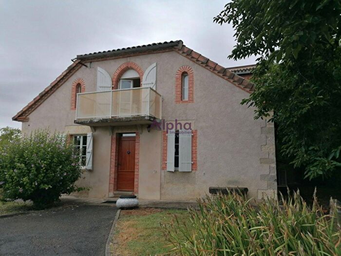 Maison à louer - Montalzat - 4 pièces - 3 chambres