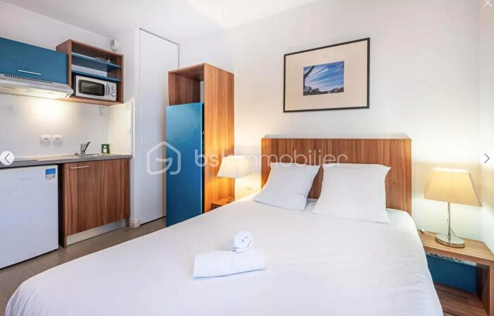 Orléans, Faubourg Saint-Jean : Appartement 1 pièce à vendre
