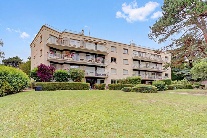 Appartement 5 pièces à Saint-Germain-en-Laye, Bergette, Debussy, à vendre