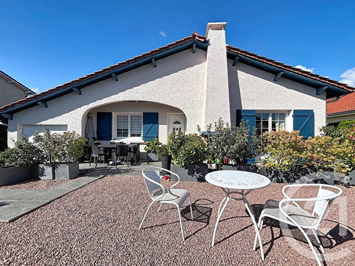 Riom, Le Couriat, Les Boules, La Beaumette, La Petite Provence : Maison 4 pièces à vendre