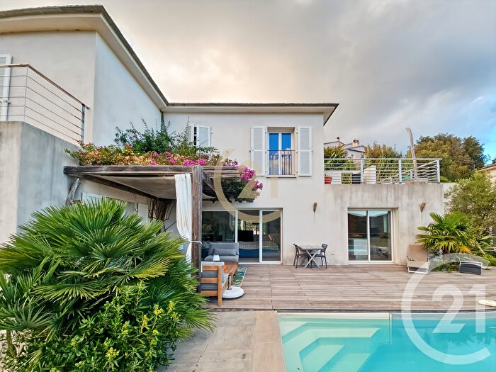 Maison à vendre - Santa-Maria-di-Lota - 5 pièces - 4 chambres