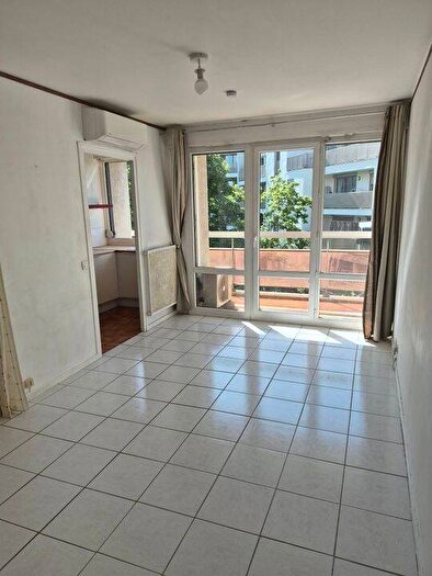 Bron Centre-Le Rafour - Appartement 1 pièce à louer