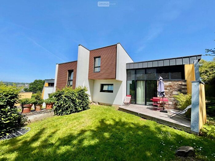 Maison 9 pièces à Lannion, Rive Gauche, Loguivy-lès-Lannion, à vendre