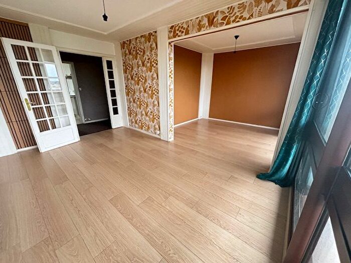 Appartement à louer - Fontenay-le-Fleury - 3 pièces - 2 chambres