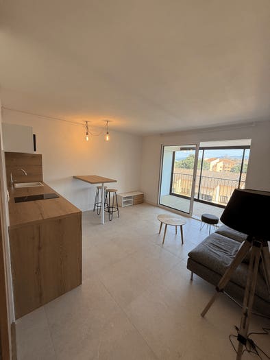 Tourrache, Fréjus - Appartement 1 pièce à louer