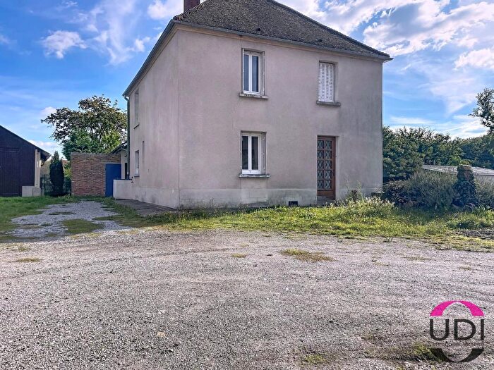 Maison à vendre - Saint-Médard-la-Rochette - 5 pièces - 3 chambres