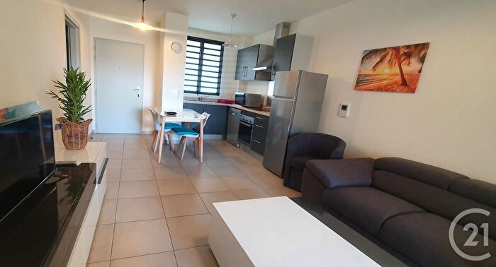 Appartement à louer - La Possession, Centre-ville, Ravine à Maquet, Ravine des Lataniers - 2 pièces - 1 chambre