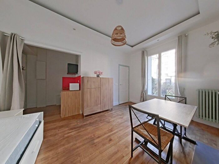Appartement à louer - Auteuil Nord, Paris ème arrondissement - 1 pièce