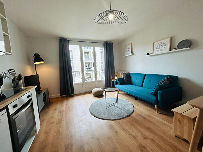 Appartement à louer - Villeurbanne, République, Tolstoi - 1 pièce - 1 chambre